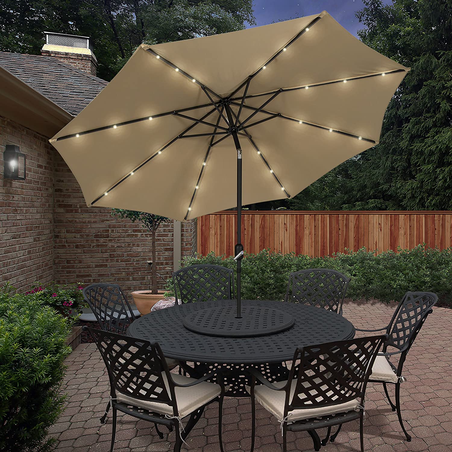 5 Patio Umbrellas for the Best Summer Shade