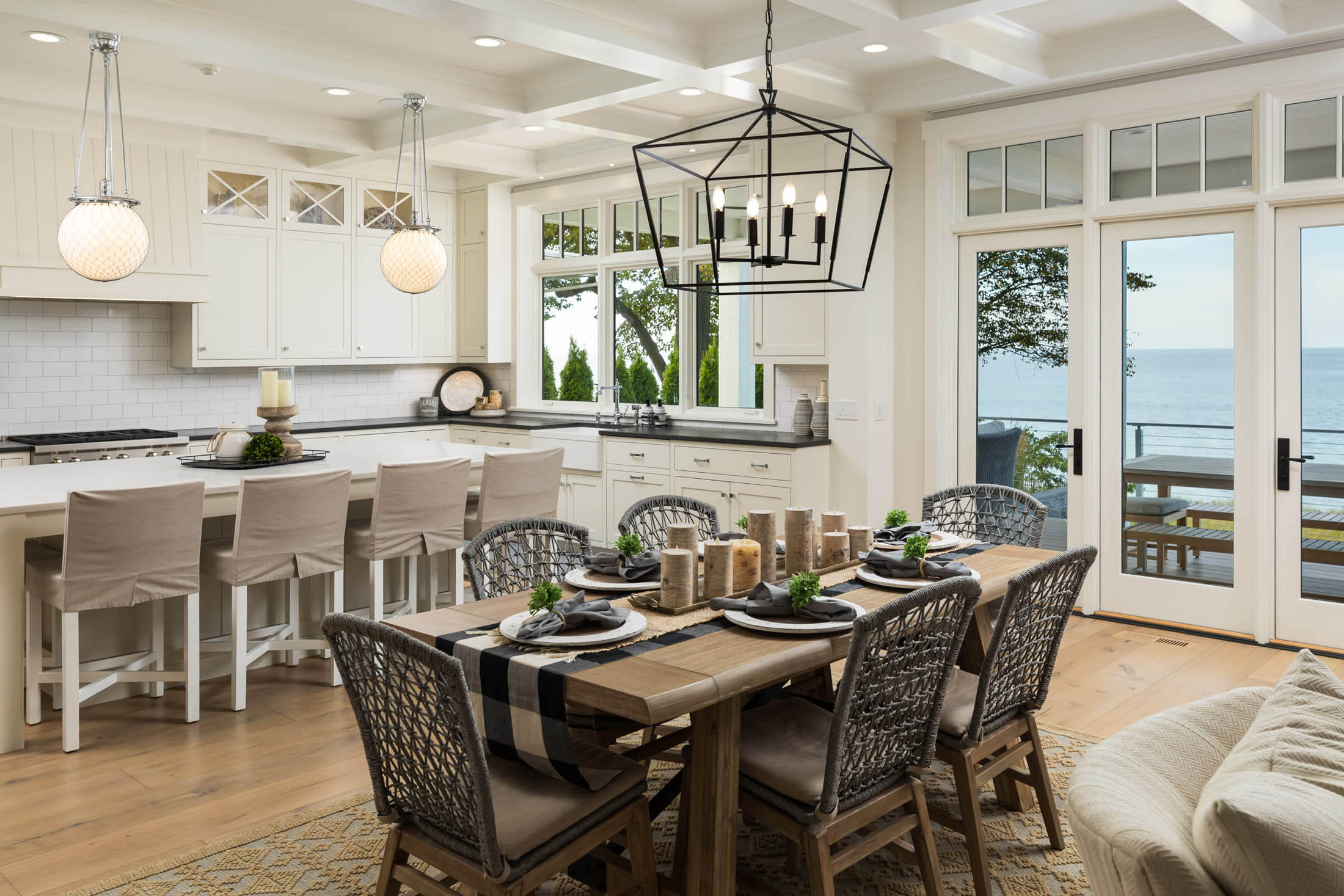 Farmhouse Lake House Design