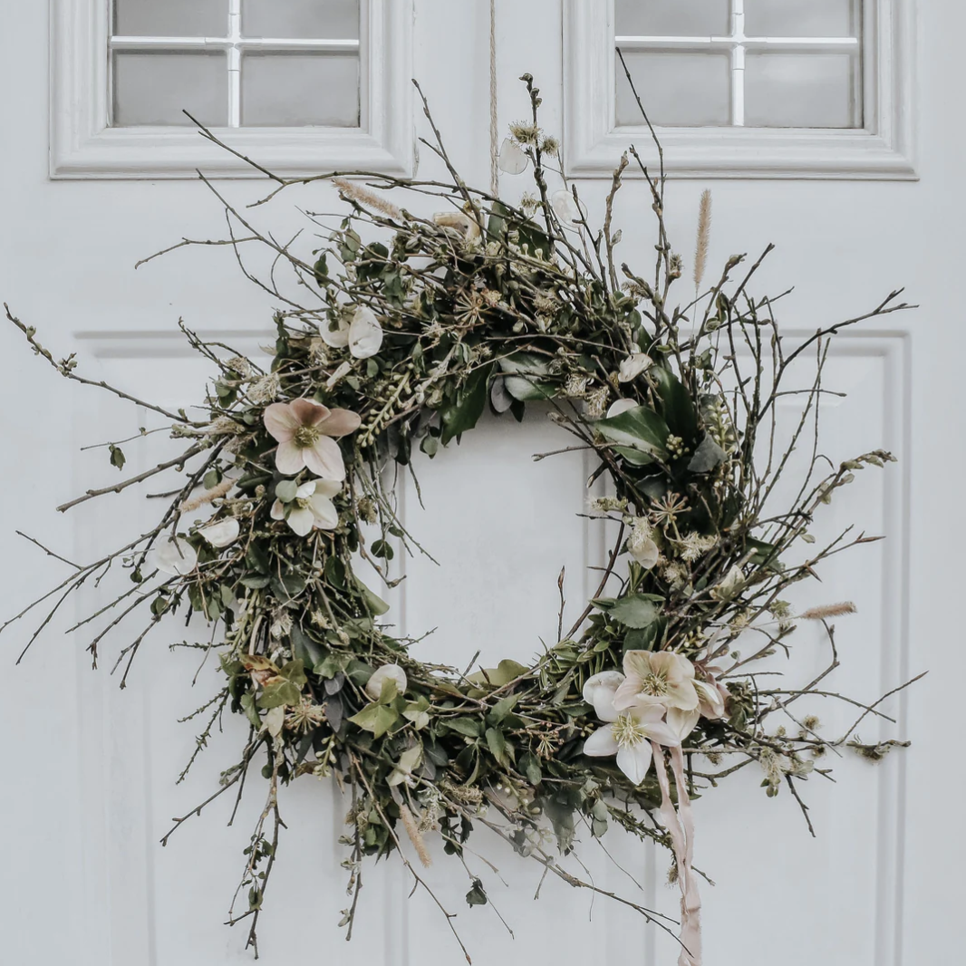 Spring is in the Air: Decorate with Foraged Wreaths!