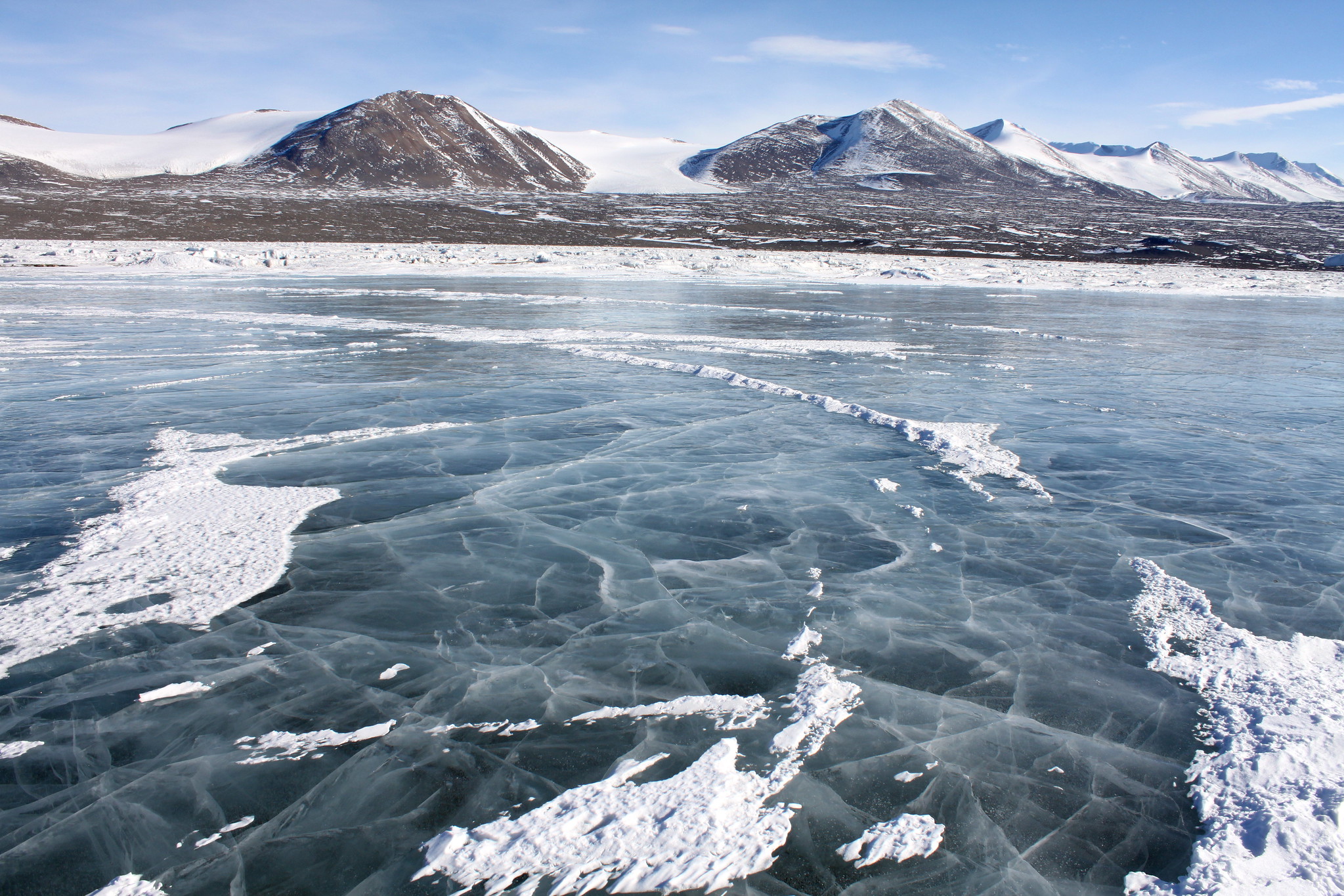 Six Interesting Facts about Antarctic Lakes